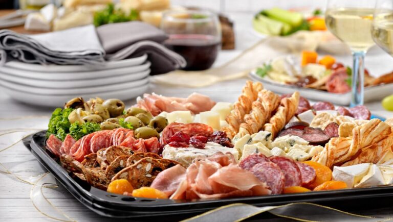 Calgary Catering | Deli, Fruit and Veggie Trays and Gift Baskets