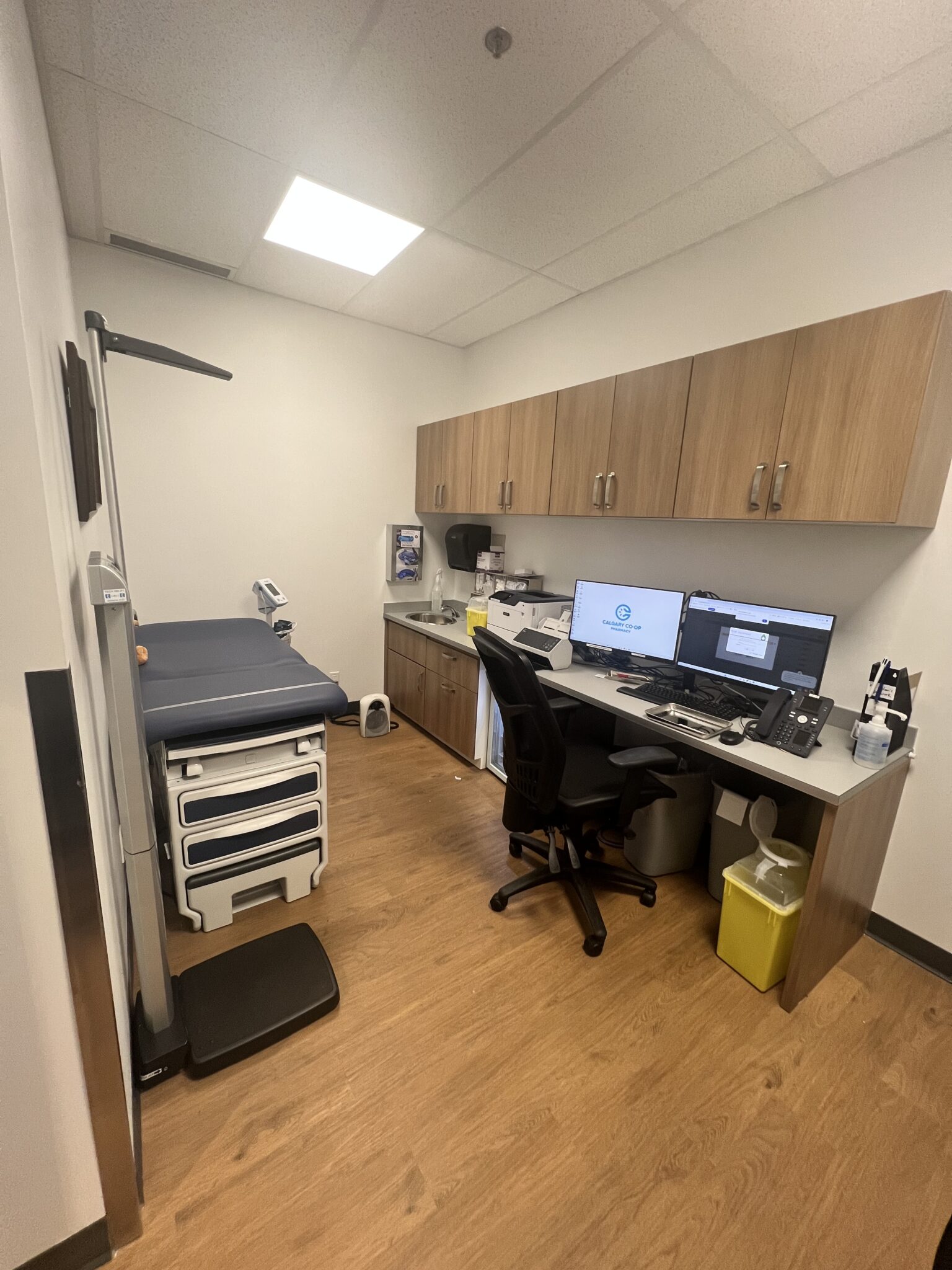 Pharmacy Walk-in Clinic - Calgary Co-op
